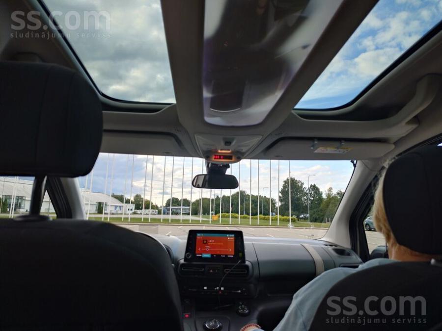 Citroen Berlingo 2021 in Riga, with an engine capacity of 1.20 L and mileage of 101 thousand km for 17500 €, photo 22 on AUTOMOTO.COM.LV
