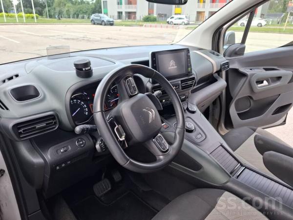 Citroen Berlingo 2021 Rīga, ar dzinēja tilpumu 1.20 L un nobraukumu 101 tūkst. km par 17500 €, foto 3 vietnē AUTOMOTO.COM.LV