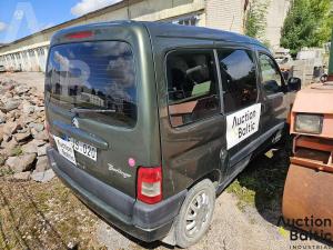 Citroen Berlingo 2006 in Marijampole, with an engine capacity of 1.56 L and mileage of 329 thousand km for 120 €, photo 5 on AUTOMOTO.COM.LV
