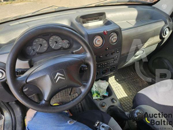 Citroen Berlingo 2006 Marijampole, ar dzinēja tilpumu 1.56 L un nobraukumu 329 tūkst. km par 120 €, foto 9 vietnē AUTOMOTO.COM.LV