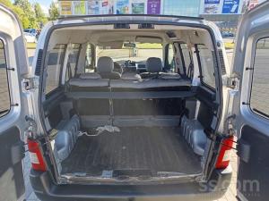 Citroen Berlingo 2006 in Riga, with an engine capacity of 1.60 L and mileage of 302 thousand km for 1750 €, photo 4 on AUTOMOTO.COM.LV