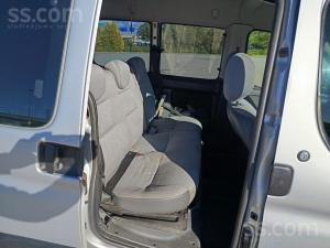 Citroen Berlingo 2006 in Riga, with an engine capacity of 1.60 L and mileage of 302 thousand km for 1750 €, photo 6 on AUTOMOTO.COM.LV