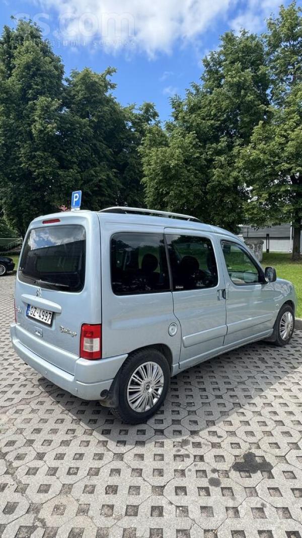 Citroen Berlingo 2007 in Daugavpils, with an engine capacity of 1.60 L and mileage of 223 thousand km for 2000 €, photo 3 on AUTOMOTO.COM.LV