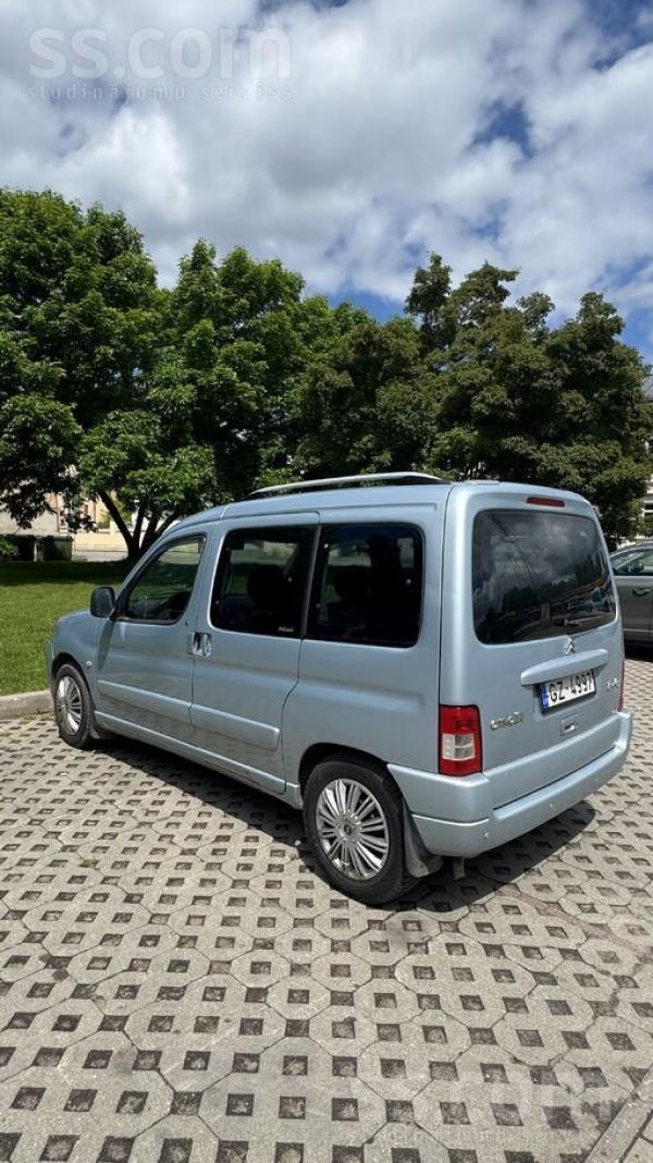 Citroen Berlingo 2007 in Daugavpils, with an engine capacity of 1.60 L and mileage of 223 thousand km for 2000 €, photo 4 on AUTOMOTO.COM.LV