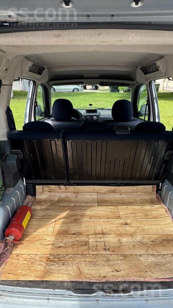 Citroen Berlingo 2007 in Daugavpils, with an engine capacity of 1.60 L and mileage of 223 thousand km for 2000 €, photo 7 on AUTOMOTO.COM.LV
