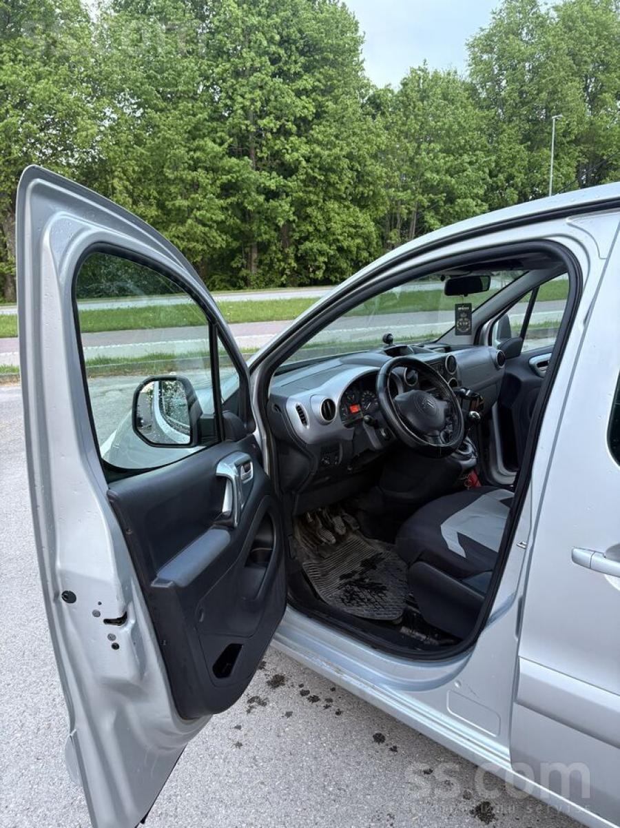 Citroen Berlingo 2011 Talsi, ar dzinēja tilpumu 1.60 L un nobraukumu 346 tūkst. km par 3400 €, foto 11 vietnē AUTOMOTO.COM.LV