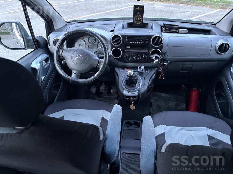 Citroen Berlingo 2011 Talsi, ar dzinēja tilpumu 1.60 L un nobraukumu 346 tūkst. km par 3400 €, foto 16 vietnē AUTOMOTO.COM.LV