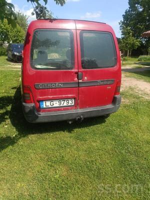 Red Citroen Berlingo 2004 in Talsi, with an engine capacity of 2.00 L and mileage of 0 thousand km for 1099 €, photo 6 on AUTOMOTO.COM.LV
