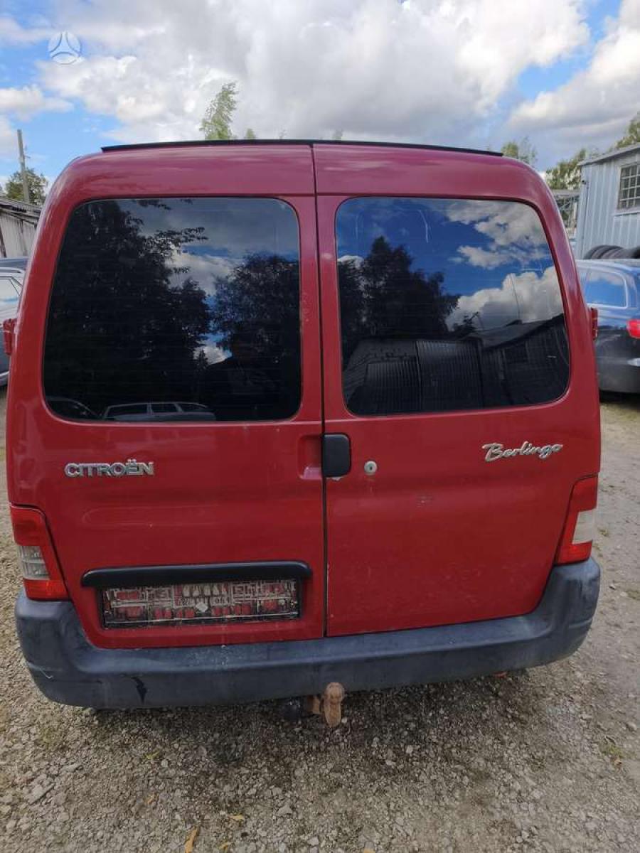 Sarkans Citroen Berlingo 2009 Panevēža, ar dzinēja tilpumu 1.60 L un nobraukumu 400 tūkst. km par 400 €, foto 7 vietnē AUTOMOTO.COM.LV