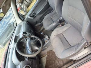 Sarkans Citroen Berlingo 2009 Panevēža, ar dzinēja tilpumu 1.60 L un nobraukumu 400 tūkst. km par 400 €, foto 11 vietnē AUTOMOTO.COM.LV