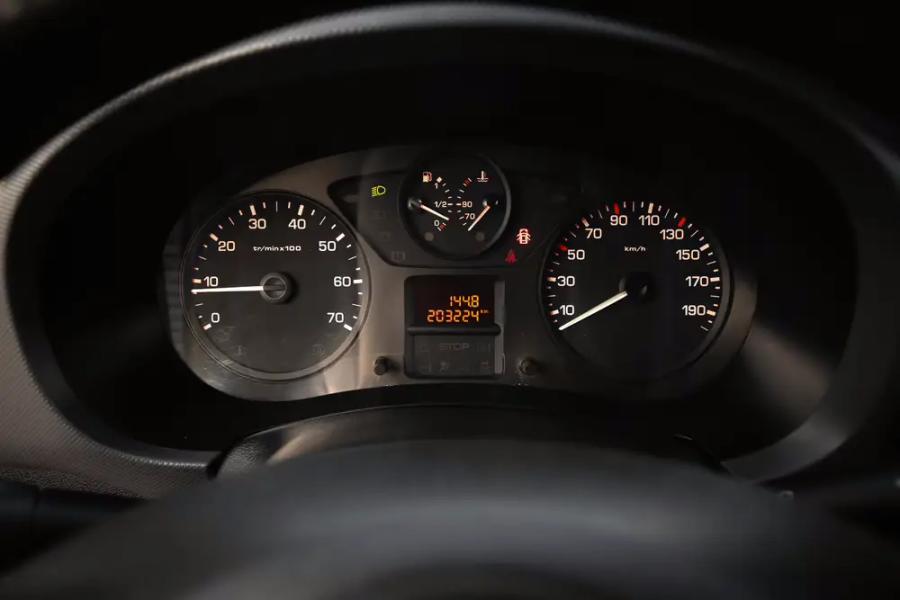 Sarkans Citroen Berlingo 2008 Jelgava, ar dzinēja tilpumu 1.60 L un nobraukumu 202 tūkst. km par 3950 €, foto 13 vietnē AUTOMOTO.COM.LV