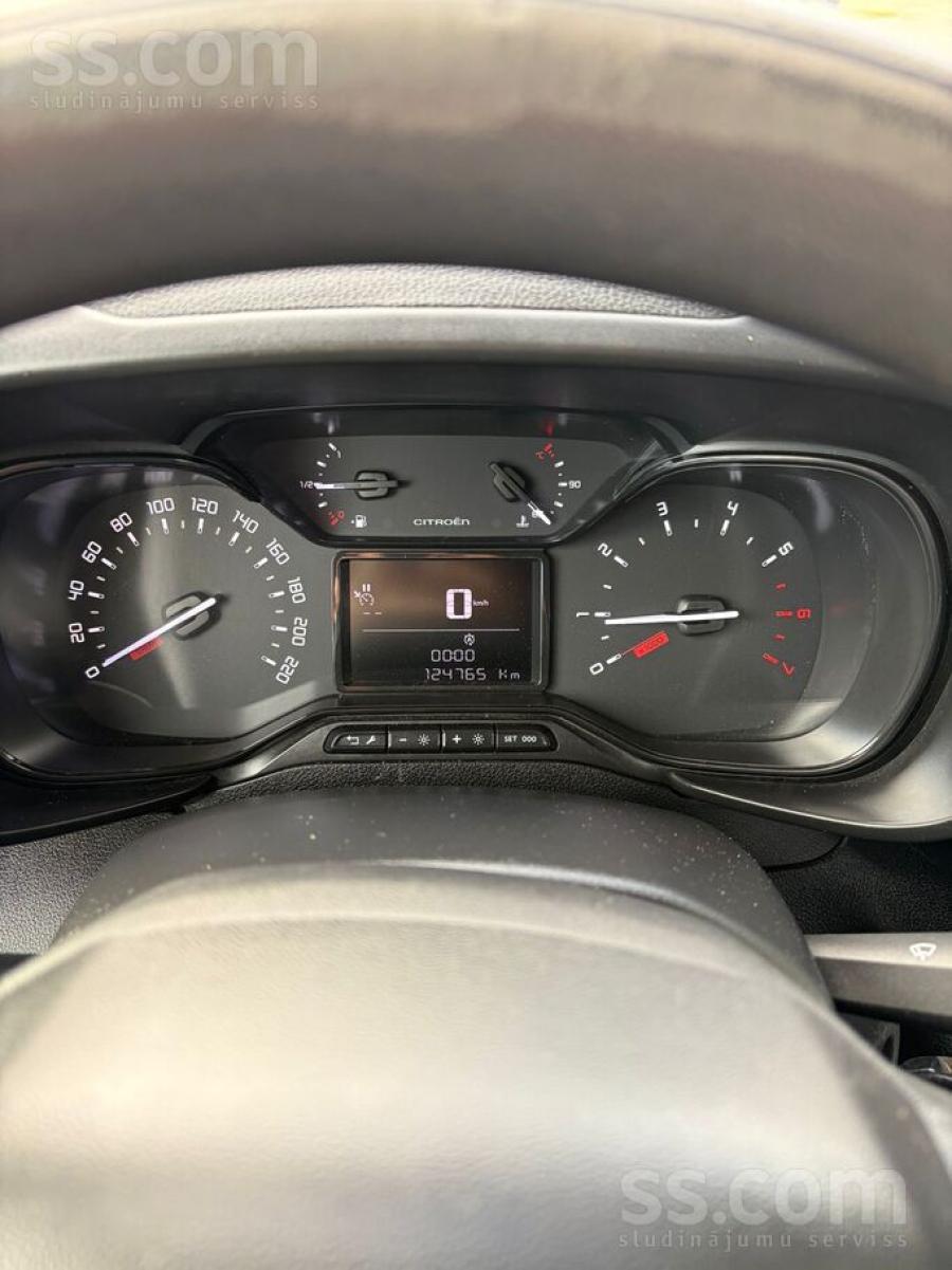 Sarkans Citroen Berlingo 2019 Limbaži, ar dzinēja tilpumu 1.20 L un nobraukumu 125 tūkst. km par 7500 €, foto 1 vietnē AUTOMOTO.COM.LV