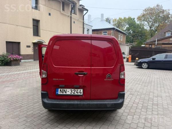 Sarkans Citroen Berlingo 2019 Rīga, ar dzinēja tilpumu 1.20 L un nobraukumu 125 tūkst. km par 7300 €, foto 6 vietnē AUTOMOTO.COM.LV
