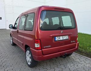 Красный Ситроен Берлинго 2007 в Рига, объемом двигателя 1.60 л и пробегом 299 тыс. км за 2850 €, фото 5 на AUTOMOTO.COM.LV