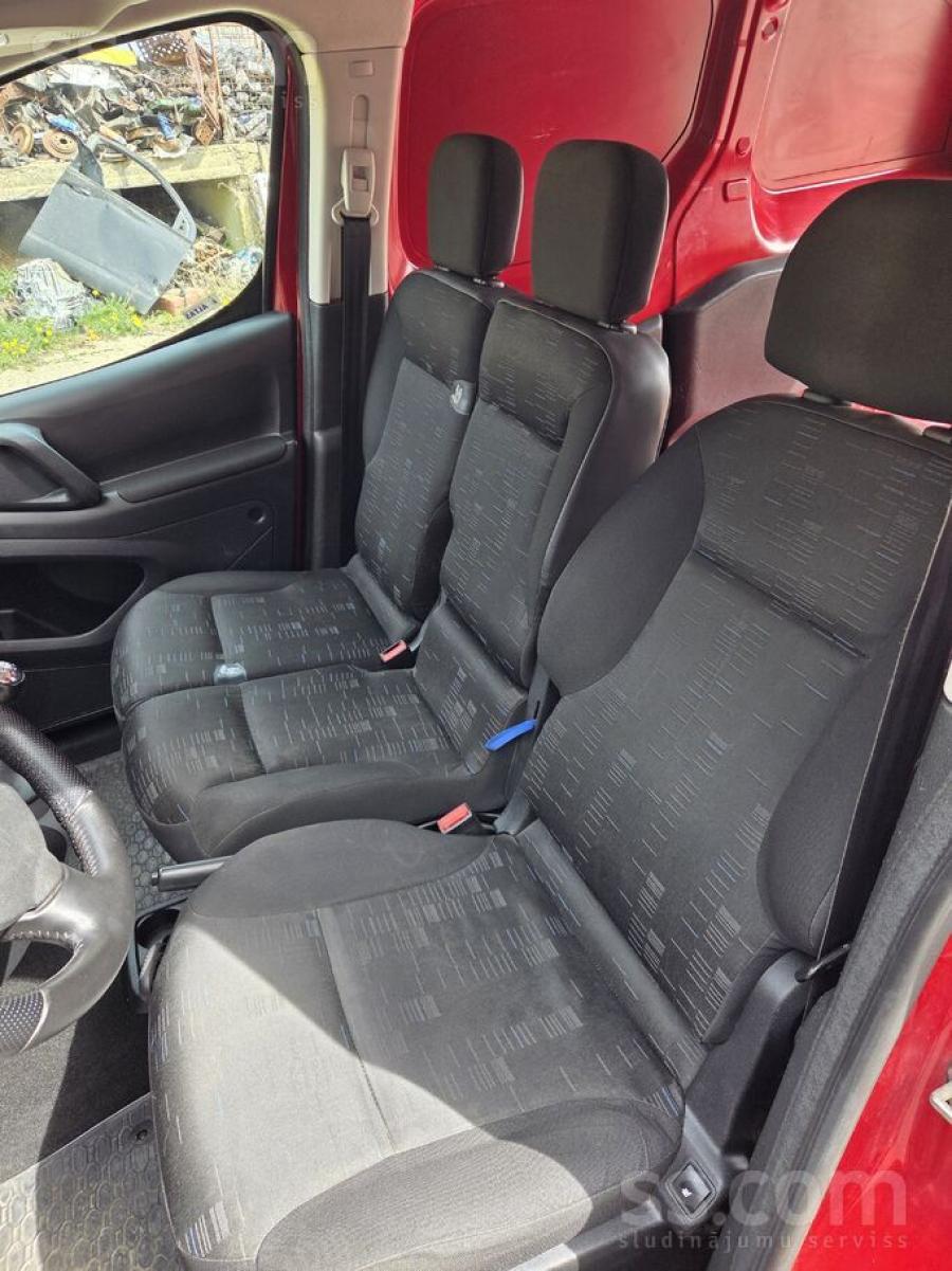 Sarkans Citroen Berlingo 2008 Talsi, ar dzinēja tilpumu 1.60 L un nobraukumu 143 tūkst. km par 2000 €, foto 5 vietnē AUTOMOTO.COM.LV