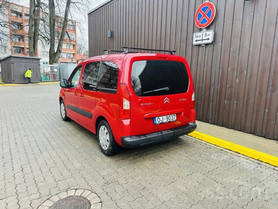 Sarkans Citroen Berlingo 2009 Rīga, ar dzinēja tilpumu 1.60 L un nobraukumu 371 tūkst. km par 3150 €, foto 6 vietnē AUTOMOTO.COM.LV