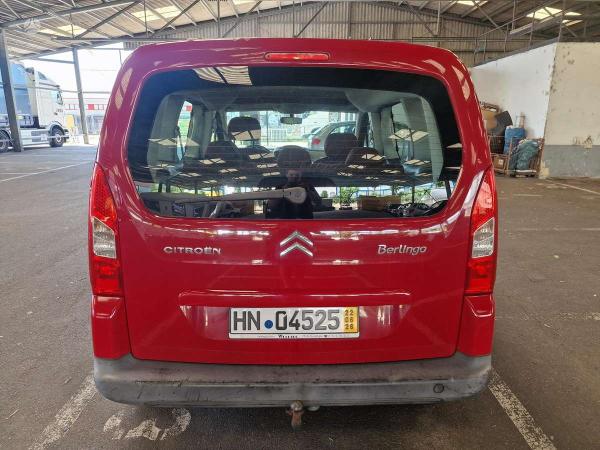 Sarkans Citroen Berlingo 2009 Ignalina, ar dzinēja tilpumu 1.59 L un nobraukumu 151 tūkst. km par 2250 €, foto 5 vietnē AUTOMOTO.COM.LV