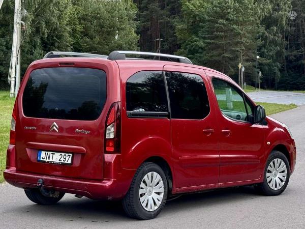 Sarkans Citroen Berlingo 2009 Radviliškis, ar dzinēja tilpumu 1.60 L un nobraukumu 340 tūkst. km par 2400 €, foto 9 vietnē AUTOMOTO.COM.LV