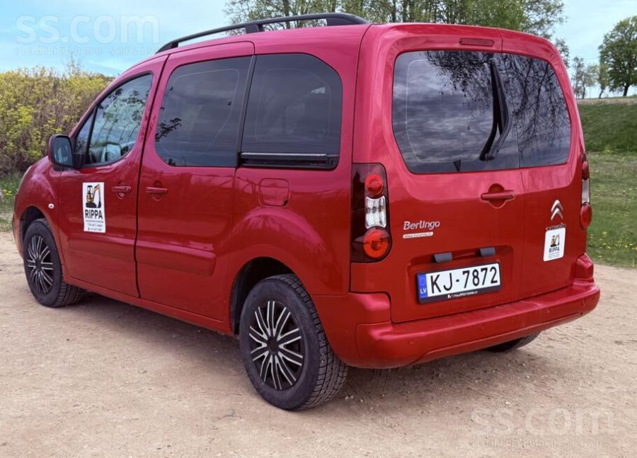Sarkans Citroen Berlingo 2016 Jelgava, ar dzinēja tilpumu 1.60 L un nobraukumu 186 tūkst. km par 5550 €, foto 3 vietnē AUTOMOTO.COM.LV