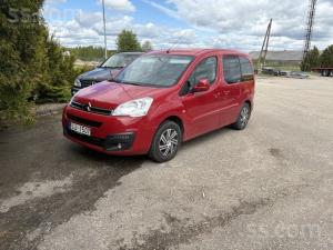 Red Citroen Berlingo 2018 in Saldus, with an engine capacity of 1.50 L and mileage of 230 thousand km for 6100 €, photo  on AUTOMOTO.COM.LV
