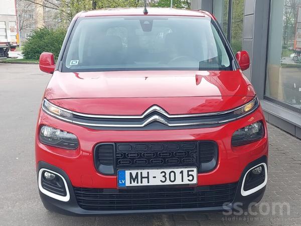 Sarkans Citroen Berlingo 2019 Rīga, ar dzinēja tilpumu 1.50 L un nobraukumu 0 tūkst. km par 12850 €, foto 3 vietnē AUTOMOTO.COM.LV