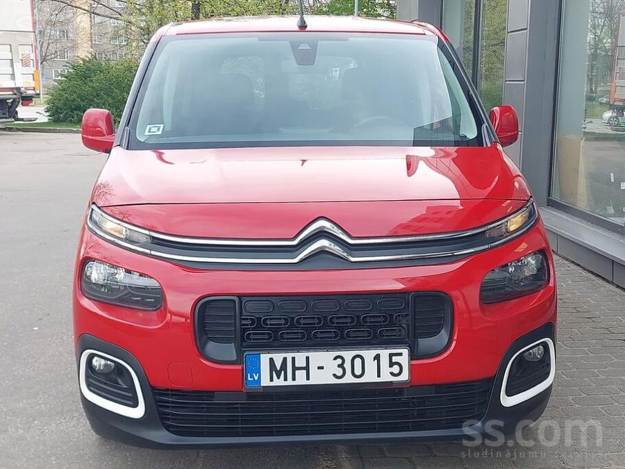Red Citroen Berlingo 2019 in Riga, with an engine capacity of 1.50 L and mileage of 0 thousand km for 12850 €, photo 3 on AUTOMOTO.COM.LV