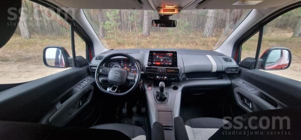 Sarkans Citroen Berlingo 2019 Rīga, ar dzinēja tilpumu 1.50 L un nobraukumu 96 tūkst. km par 12250 €, foto 4 vietnē AUTOMOTO.COM.LV