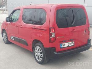 Sarkans Citroen Berlingo 2019 Rīga, ar dzinēja tilpumu 1.50 L un nobraukumu 113 tūkst. km par 12950 €, foto 7 vietnē AUTOMOTO.COM.LV
