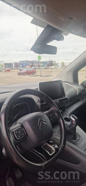 Sarkans Citroen Berlingo 2019 Rīga, ar dzinēja tilpumu 1.50 L un nobraukumu 101 tūkst. km par 9450 €, foto 8 vietnē AUTOMOTO.COM.LV