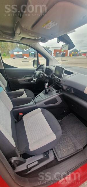 Sarkans Citroen Berlingo 2019 Rīga, ar dzinēja tilpumu 1.50 L un nobraukumu 101 tūkst. km par 9450 €, foto 12 vietnē AUTOMOTO.COM.LV