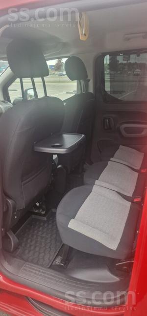 Sarkans Citroen Berlingo 2019 Rīga, ar dzinēja tilpumu 1.50 L un nobraukumu 101 tūkst. km par 9450 €, foto 13 vietnē AUTOMOTO.COM.LV