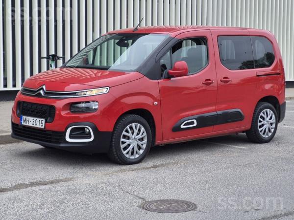 Sarkans Citroen Berlingo 2019 Rīga, ar dzinēja tilpumu 1.50 L un nobraukumu 0 tūkst. km par 11990 €, foto 1 vietnē AUTOMOTO.COM.LV