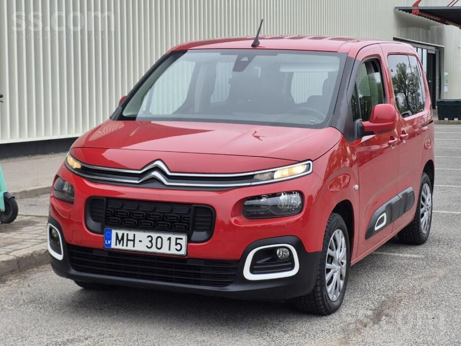 Red Citroen Berlingo 2019 in Riga, with an engine capacity of 1.50 L and mileage of 0 thousand km for 11990 €, photo 3 on AUTOMOTO.COM.LV