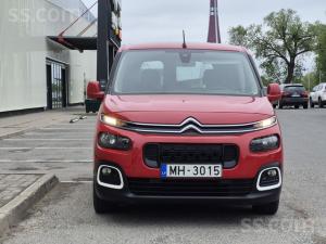 Red Citroen Berlingo 2019 in Riga, with an engine capacity of 1.50 L and mileage of 0 thousand km for 11990 €, photo 4 on AUTOMOTO.COM.LV