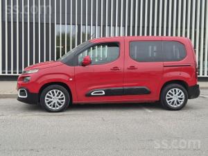 Red Citroen Berlingo 2019 in Riga, with an engine capacity of 1.50 L and mileage of 0 thousand km for 11990 €, photo 5 on AUTOMOTO.COM.LV