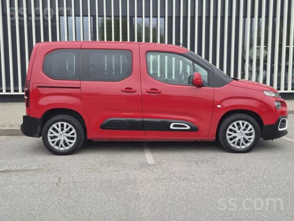 Red Citroen Berlingo 2019 in Riga, with an engine capacity of 1.50 L and mileage of 0 thousand km for 11990 €, photo 6 on AUTOMOTO.COM.LV