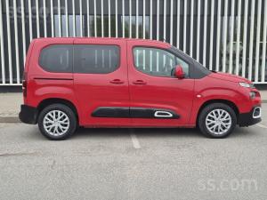 Red Citroen Berlingo 2019 in Riga, with an engine capacity of 1.50 L and mileage of 0 thousand km for 11990 €, photo 7 on AUTOMOTO.COM.LV