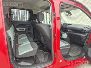 Red Citroen Berlingo 2019 in Riga, with an engine capacity of 1.50 L and mileage of 0 thousand km for 11990 €, photo 12 on AUTOMOTO.COM.LV