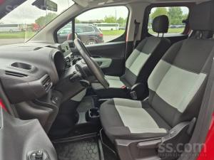 Red Citroen Berlingo 2019 in Riga, with an engine capacity of 1.50 L and mileage of 0 thousand km for 11990 €, photo 16 on AUTOMOTO.COM.LV