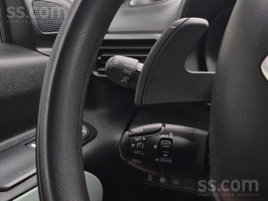 Red Citroen Berlingo 2019 in Riga, with an engine capacity of 1.50 L and mileage of 0 thousand km for 11990 €, photo 17 on AUTOMOTO.COM.LV