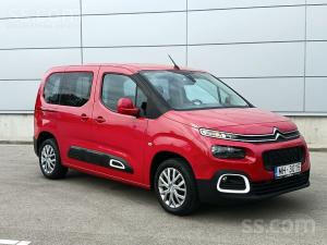 Sarkans Citroen Berlingo 2019 Rīga, ar dzinēja tilpumu 1.50 L un nobraukumu 0 tūkst. km par 11750 €, foto 1 vietnē AUTOMOTO.COM.LV