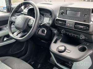 Sarkans Citroen Berlingo 2019 Rīga, ar dzinēja tilpumu 1.50 L un nobraukumu 0 tūkst. km par 11750 €, foto 21 vietnē AUTOMOTO.COM.LV