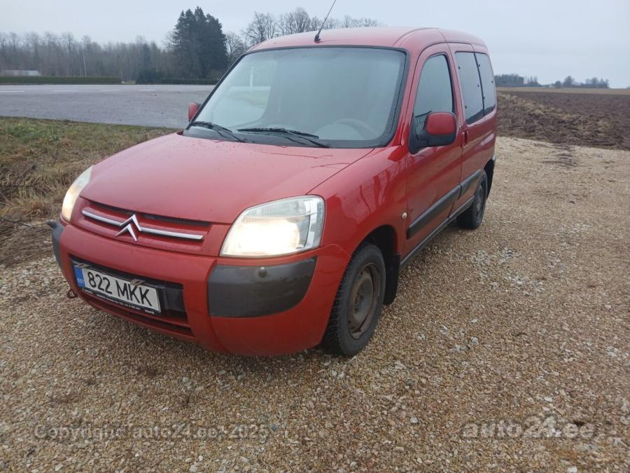 Sarkans Citroen Berlingo 2007 Tartu, ar dzinēja tilpumu 1.60 L un nobraukumu 0 tūkst. km par 1499 €, foto 1 vietnē AUTOMOTO.COM.LV