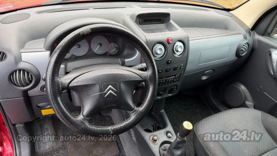 Sarkans Citroen Berlingo 2007 Tallina, ar dzinēja tilpumu 1.60 L un nobraukumu 229 tūkst. km par 1200 €, foto 8 vietnē AUTOMOTO.COM.LV