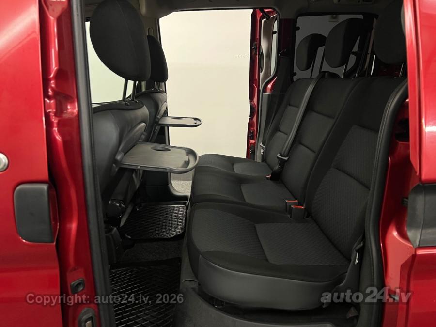 Sarkans Citroen Berlingo 2008 Pērnava, ar dzinēja tilpumu 1.40 L un nobraukumu 147 tūkst. km par 2990 €, foto 12 vietnē AUTOMOTO.COM.LV