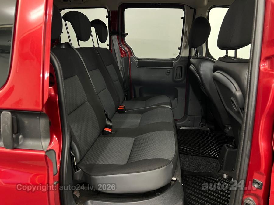 Sarkans Citroen Berlingo 2008 Pērnava, ar dzinēja tilpumu 1.40 L un nobraukumu 147 tūkst. km par 2990 €, foto 20 vietnē AUTOMOTO.COM.LV