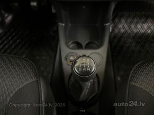 Sarkans Citroen Berlingo 2008 Pērnava, ar dzinēja tilpumu 1.40 L un nobraukumu 147 tūkst. km par 2990 €, foto 25 vietnē AUTOMOTO.COM.LV