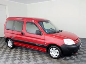 Красный Ситроен Берлинго 2009 в Таллин, объемом двигателя 1.40 л и пробегом 93 тыс. км за 1799 €, фото  на AUTOMOTO.COM.LV
