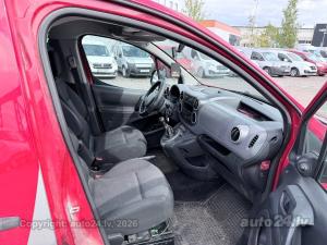 Red Citroen Berlingo 2010 in Tallinn, with an engine capacity of 1.60 L and mileage of 339 thousand km for 899 €, photo 7 on AUTOMOTO.COM.LV