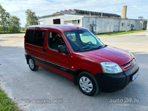 Красный Ситроен Берлинго 2010 в Пайде, объемом двигателя 1.60 л и пробегом 361 тыс. км за 1300 €, фото 3 на AUTOMOTO.COM.LV